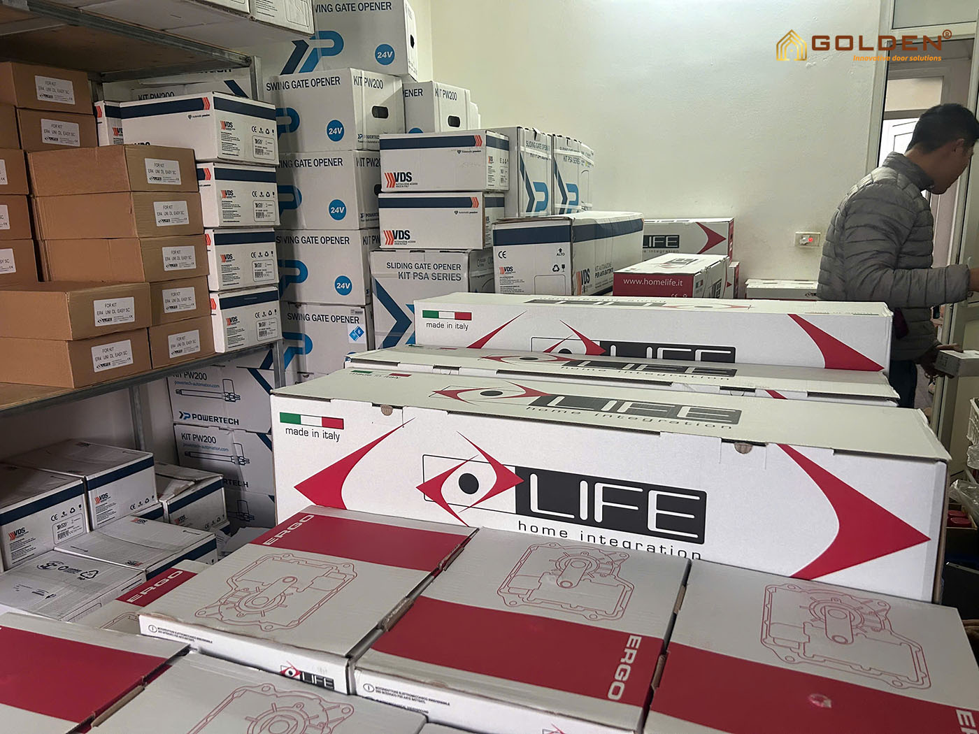 Cổng tự động tay đòn Life OP3 SKY 350kg chính hãng